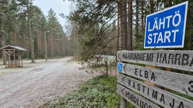 Talveksi säilötystä lumi­kasasta suli Kokkolassa ensi kertaa lähes ...