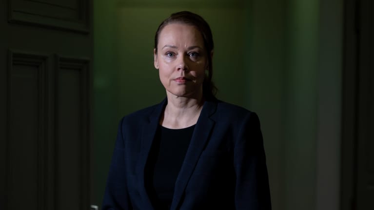 Kirjailija täräyttää: Presidentin puolison työ on käytännössä ...