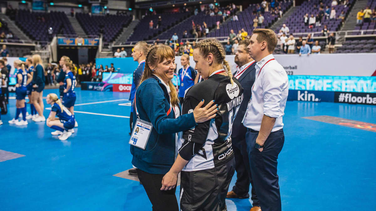 MM-kultaa viidesti Suomen kanssa tavoitellut Laura Manninen: ”Luulen ...