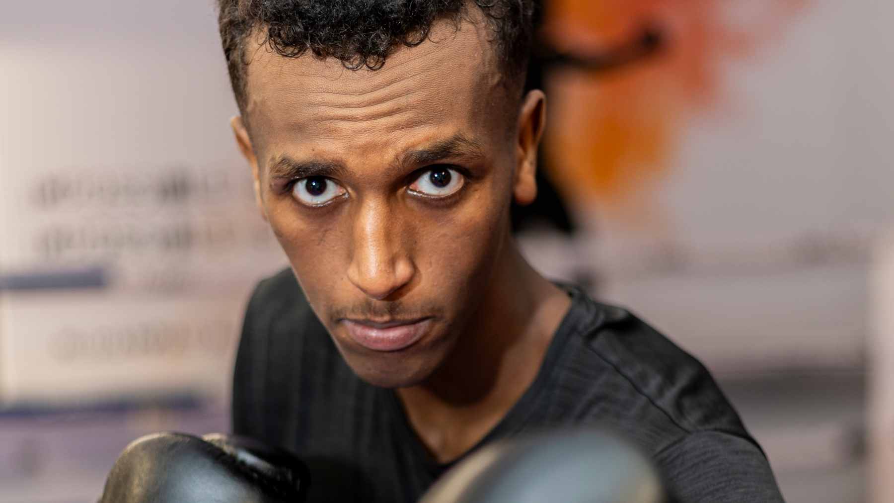 Ismail Umar näkee nuorten pahenevat ongelmat läheltä Itä-Helsingissä – näin hän korjaisi ...