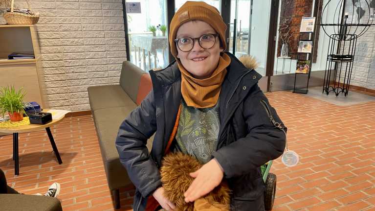 Korona sai aikaan uusia perinteitä Kuopiossa – pehmolelut seikkailivat ...