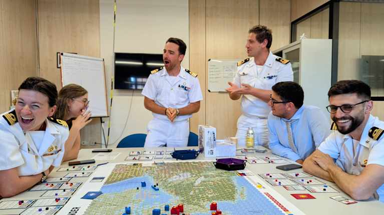 Sebastian Bae gör krigsspel för USA:s flotta: ”Krig på Östersjön är som ...