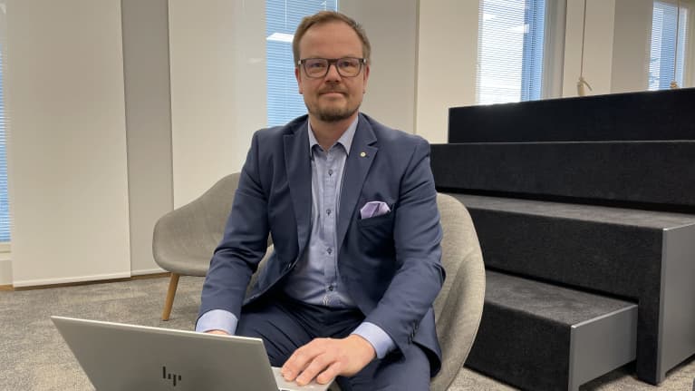 OP Pohjois-Savon tuore toimitusjohtaja: talousnäkymät ovat sumeat ...