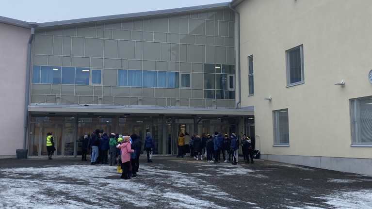 Huittisissa väännetään alakoulujen määrästä – kaksi koulua vai sittenkin neljä? | Satakunta | Yle