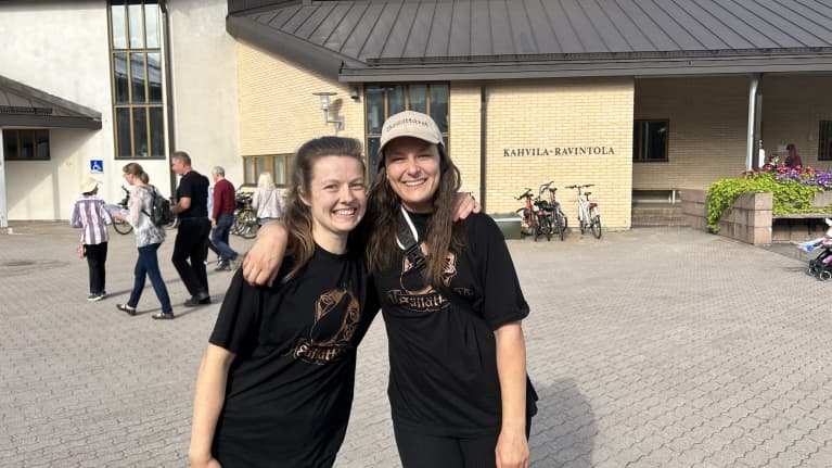 Taiteiden yö keräsi ihmiset yhteen Kouvolassa – osalle tapahtumaan ...