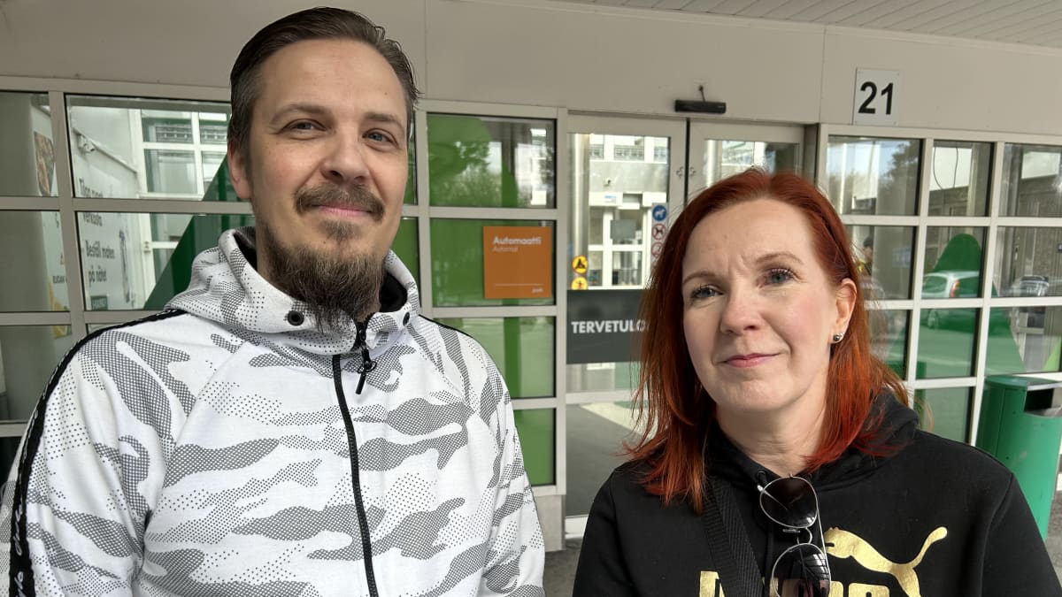 Käärijä-huuma nousee – näin eri puolilla Suomea valmistaudutaan illan ...