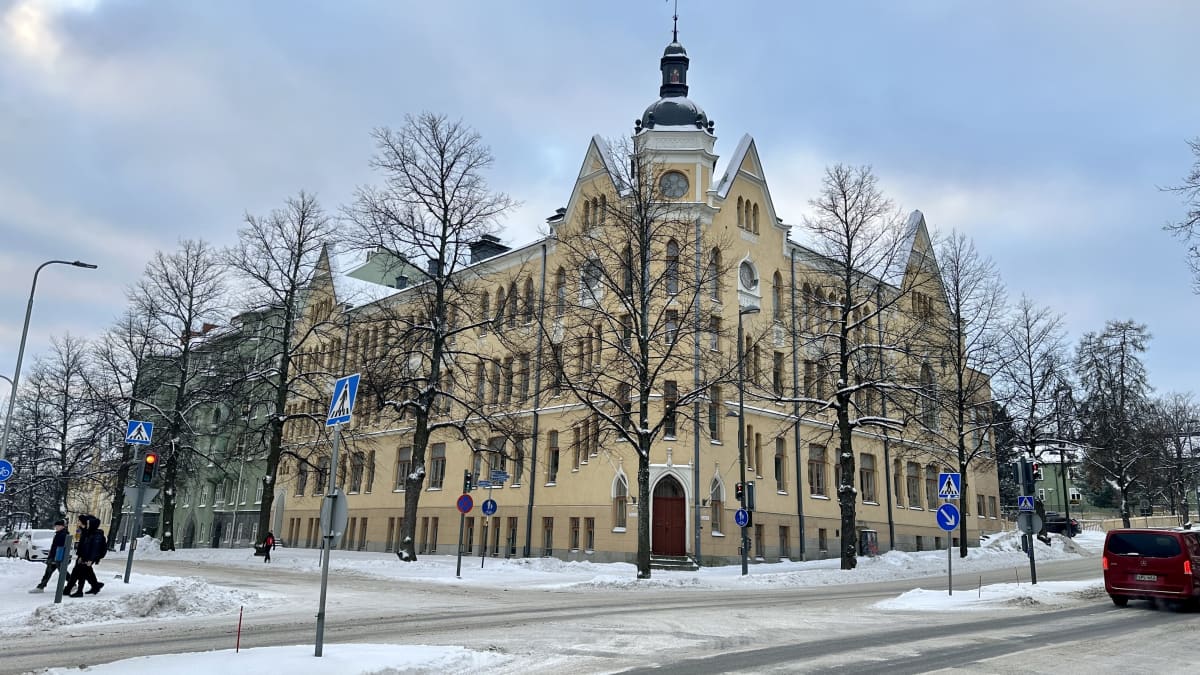 Tampereen ruotsinkielisen koulun oppilasmäärä on suurempi kuin koskaan ...