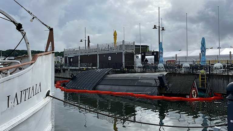 100-vuotias ravintolakäytössä ollut proomu upposi Lahden satamassa ...