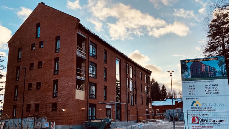 Lahden Hennalan entiseltä varuskunta-alueelta on myyty ensimmäinen ...