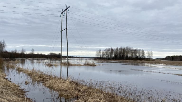 Weekend rains spur flooding; water levels at 25-year highs in some ...