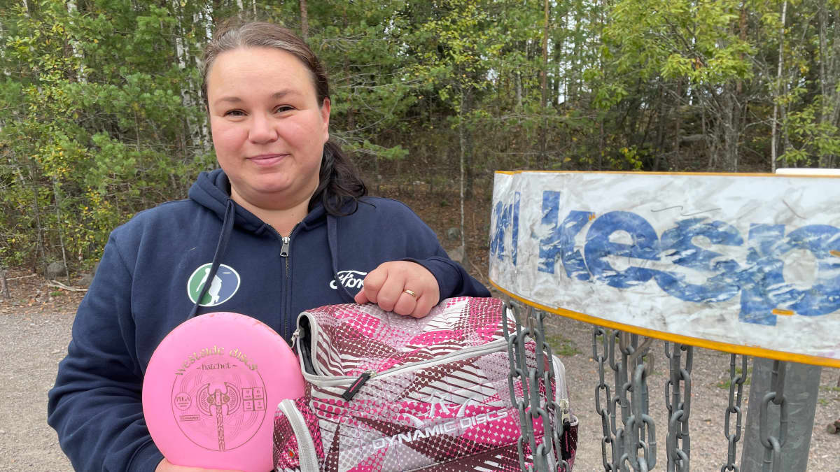 Suomeen perustettiin frisbeegolfin maajoukkue – tätä se käytännössä ...