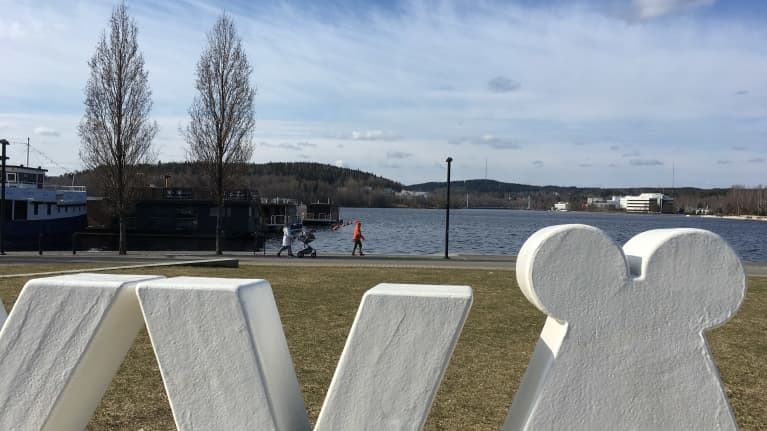 Hippos-hanke jäihin ja puolen prosentin veronkorotus – näin poliitikot ...