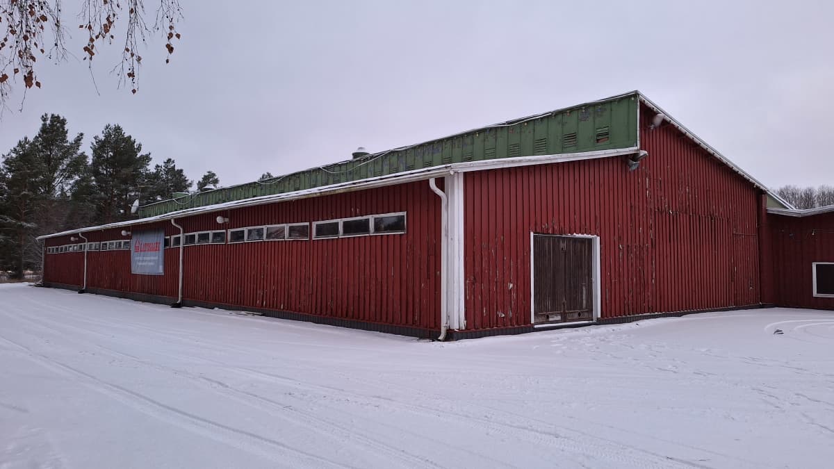 Legendaarinen tanssilava Lapuan Latosaari sai purkuluvan – rakennus ...