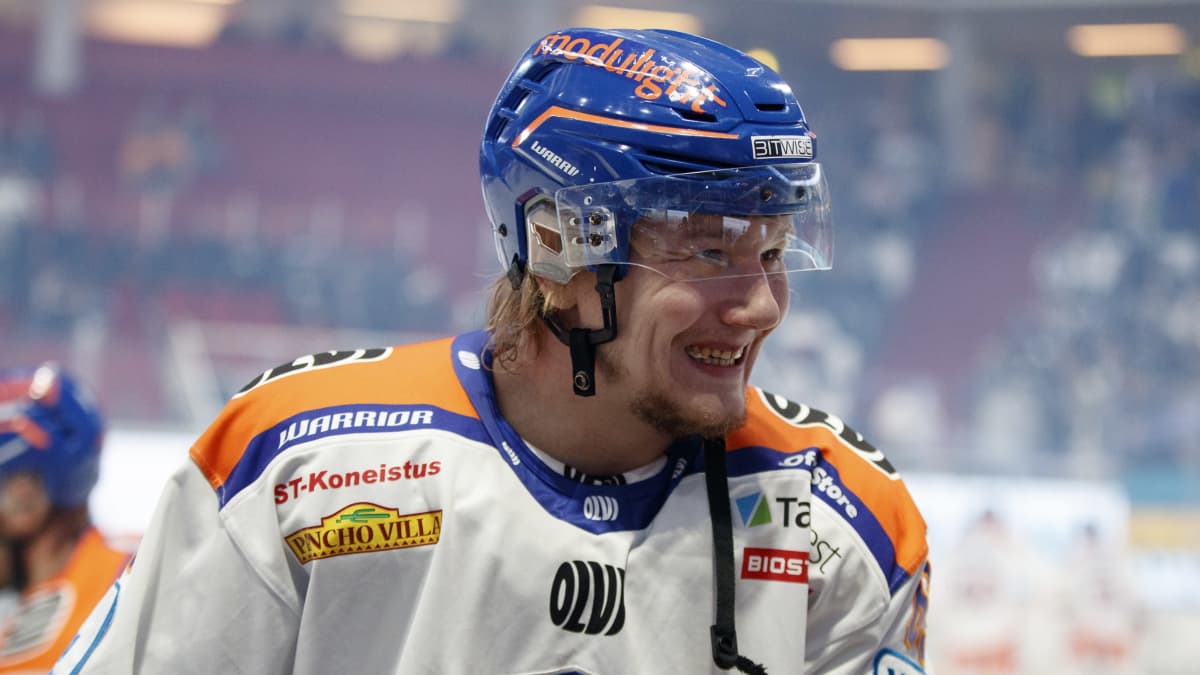 Tapparan tähdet Christian Heljanko ja Joni Tuulola jatkavat Tapparassa ...