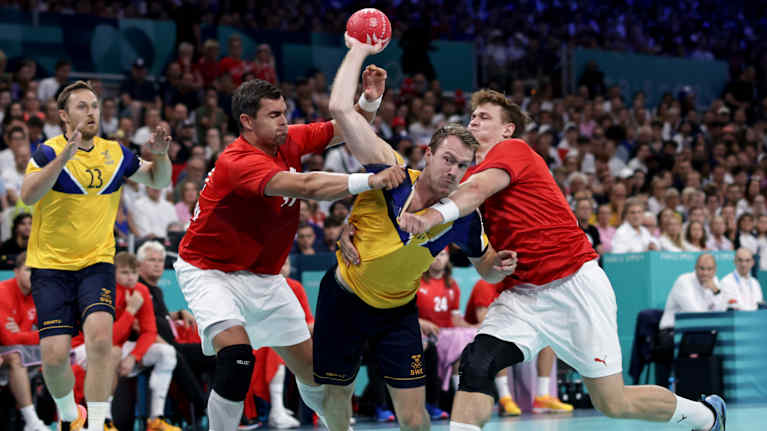 Ola Lindgren tror på danskt EM-guld i handboll, hoppas på Sverige och ...