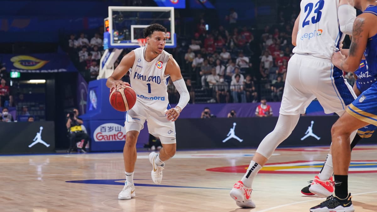 Miro Little, 19, puhuu avoimesti NBA-unelmastaan – uusi valmentaja ...