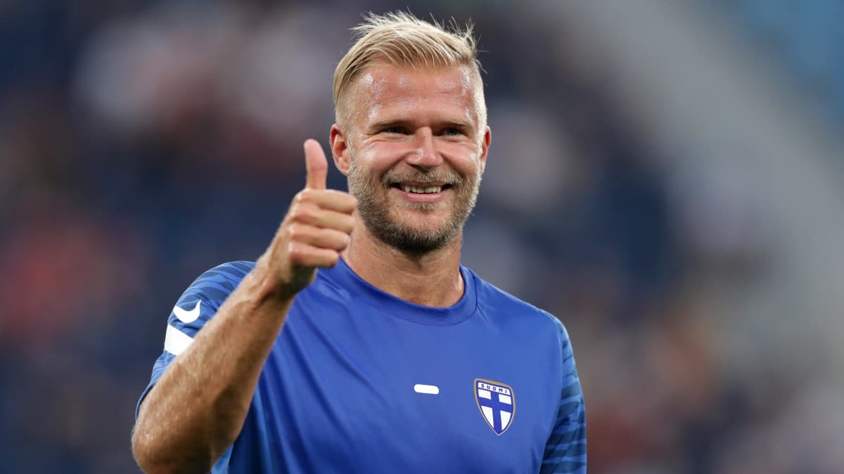 Paulus Arajuuri päättää uransa – Huuhkajat nousukiitoon johtanut ...