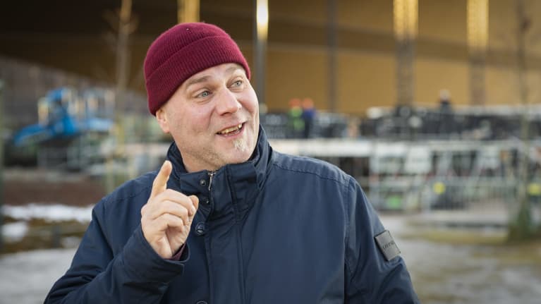 Helsingin uudenvuoden juhlassa ammuttiin ilotulitteilla yleisöä kohti ...