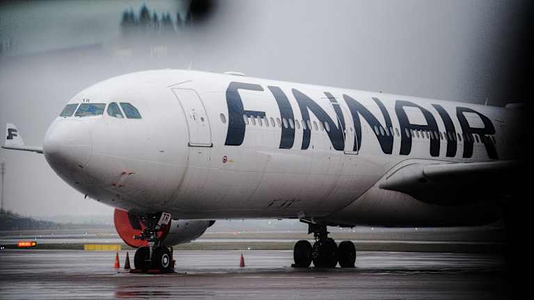 Finnairin lentäjien lakko perjantaina peruu suuren osan Helsinki ...