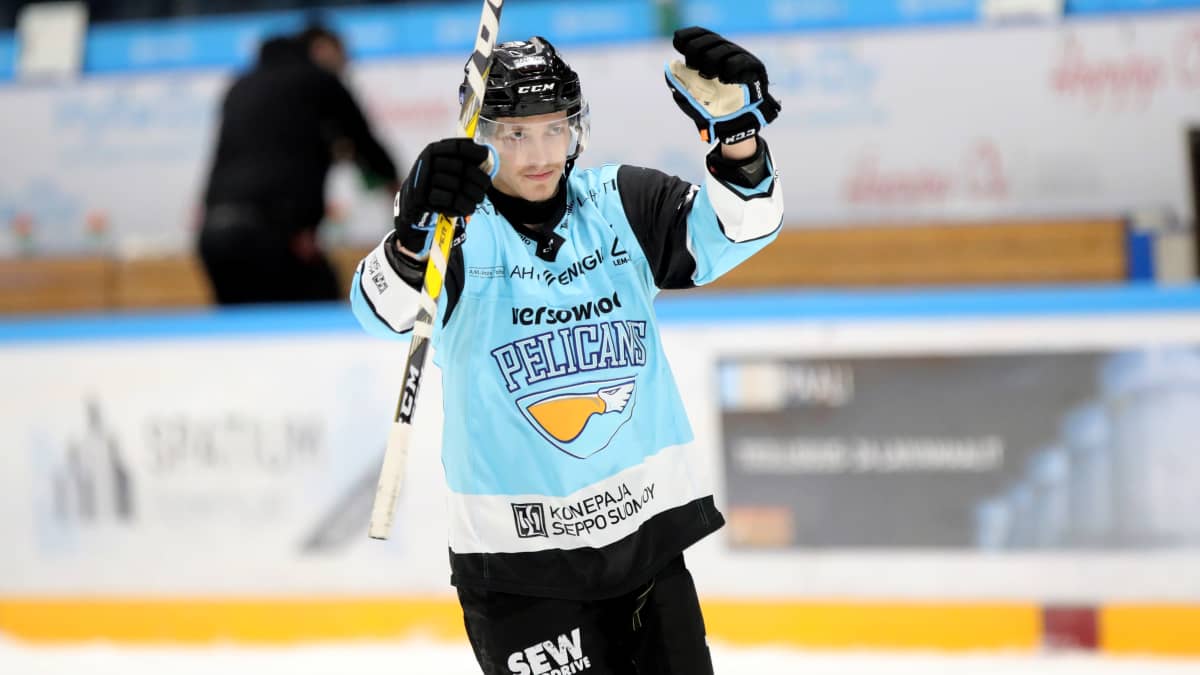 Jääkiekkokauden sensaatiojoukkue Pelicans on lyönyt kovan tavoitteen ...