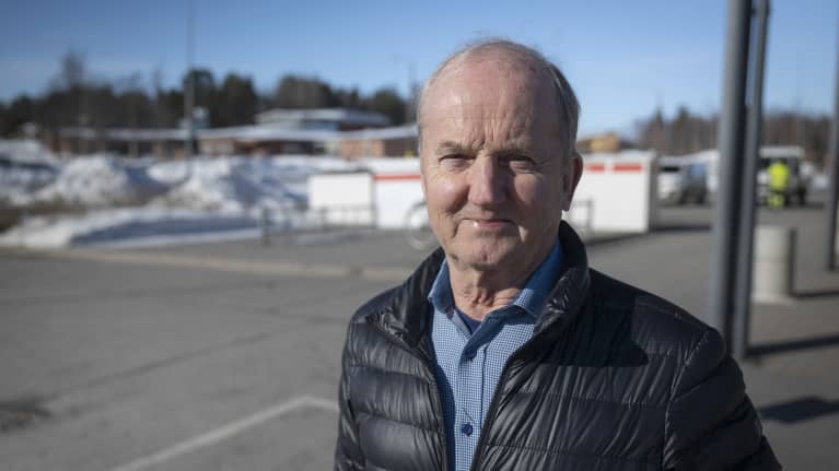 Kumlingessa puolet jätti vaalit väliin, Kauniaisissa uurnilla kävivät lähes kaikki – kuntien ...