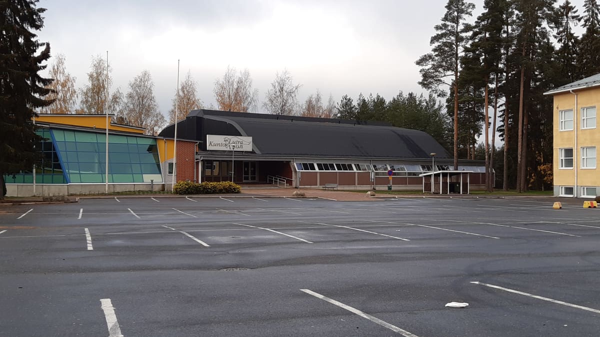 Alavuden liikunta- ja uimahalli Kunto-Lutra menee remonttiin | Yle
