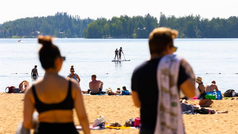 Suomessa oli perjantaina tukalan kuuma – kesän lämpöennätys rikki ...