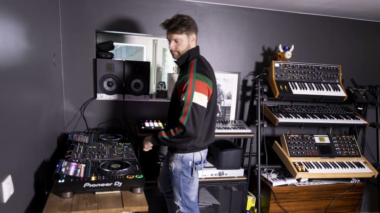 Suomalainen dj Yotto on elektronisen musiikin kuumia nimiä maailmalla ...