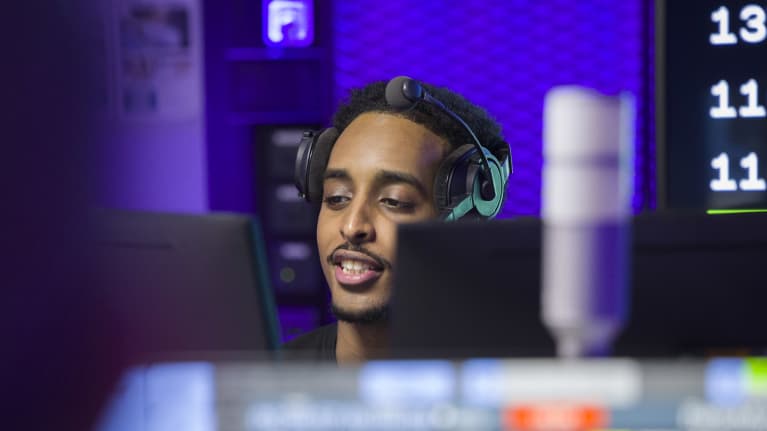 Vuoden kaupunkilainen Yaxye Mohamud, 26, kohtaa huonoille teille ...