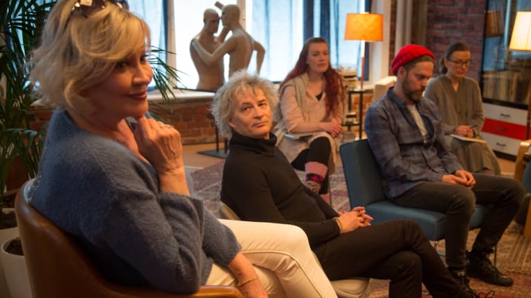 Hannele Lauri: “Tuli jo epätoivoinen olo” – 70 on vain numero -elokuvan ensi-ilta siirtyi ...