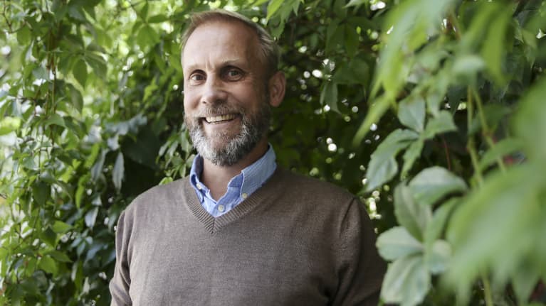 Ravitsemussuositukset kehottavat ensimmäistä kertaa syömään ...