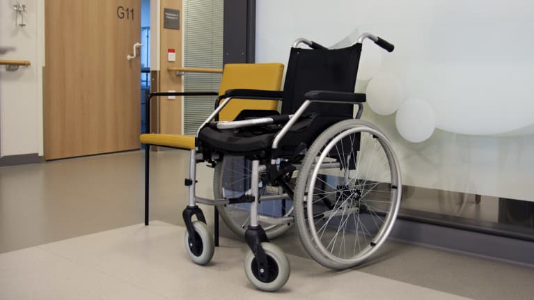 TS: Saattohoito-osaston hoitajaa epäillään huumaavien lääkkeiden ...