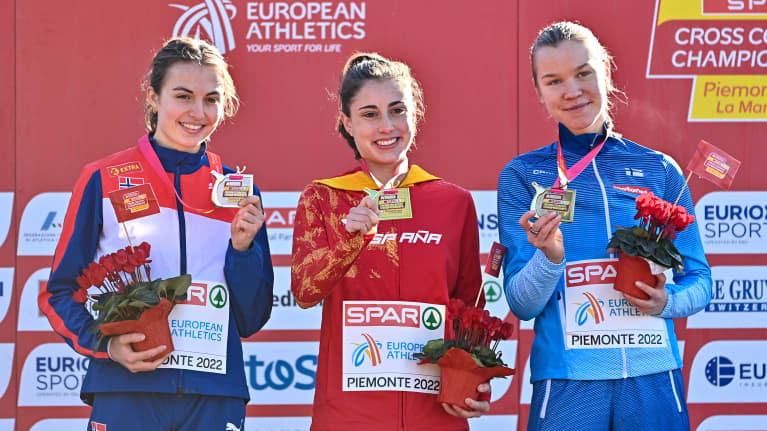 Superlupaus Ilona Mononen päätti pitkän mitalittoman putken – hämmentyi ...