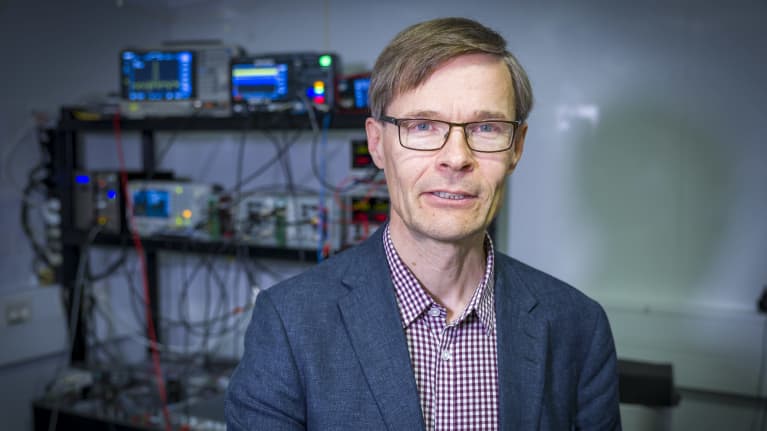 Suomen virallista aikaa mittaavista atomikelloista osa on vanhentumassa ...