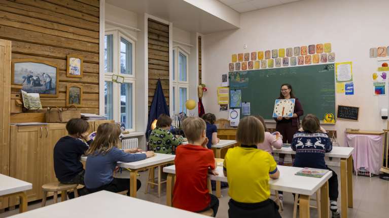 Perttu Paski muutti perheineen puukerrostaloon eikä kaipaa enää betonia ...