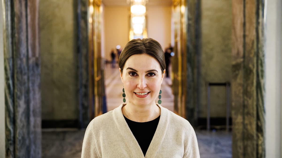 Kai Mykkänen jatkaa kokoomuksen eduskuntaryhmän puheenjohtajana, Eeva ...