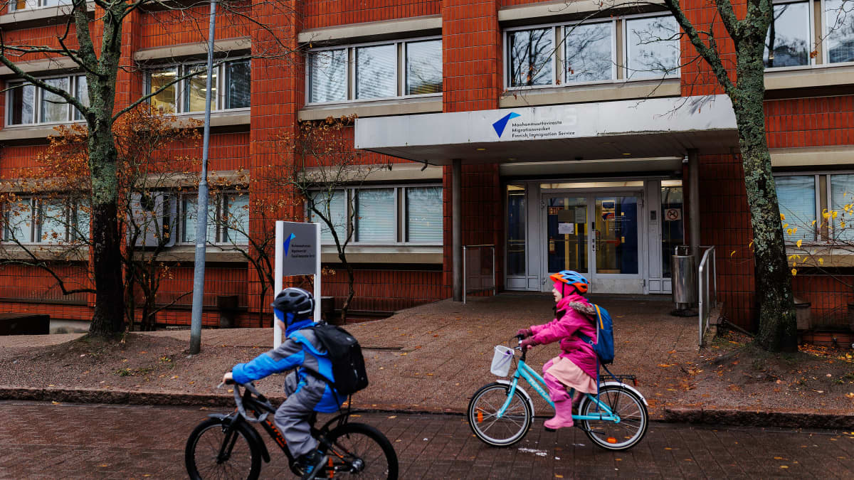 Migri's Finnish citizenship queue longer than ever due to application ...