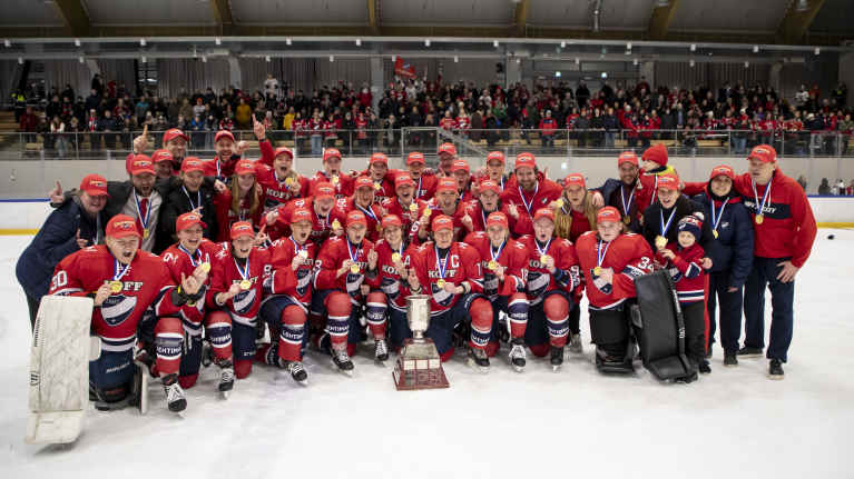 HIFK on jälleen Suomen mestari! Pelaajat osoittivat luonteensa ja ...