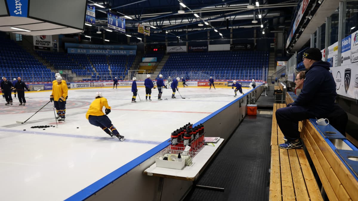 Roki-joukkue palasi kesälomalta kaukaloon – joukossa useita uusia ja ...