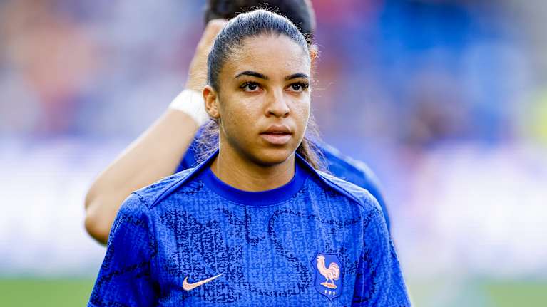 Jalkapallon EM-kisojen nopein pelaaja ihastuttaa – vastustajakin ...