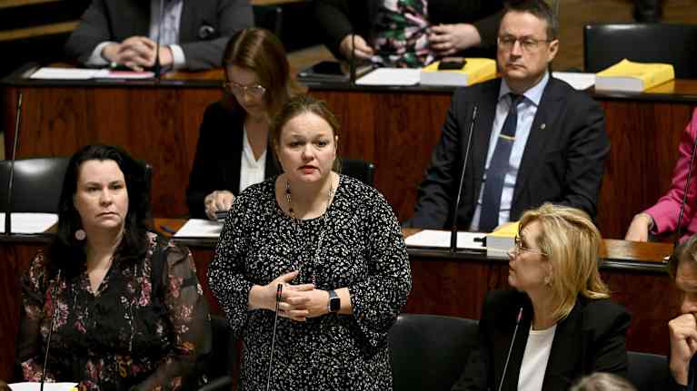 Krista Kiuru kertoo, miltä tuntui saada ainutlaatuinen kehu ...