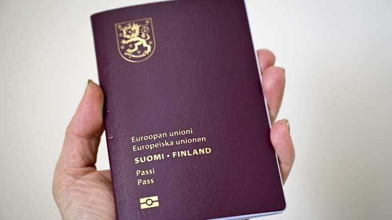 IS: Suomalaisten passien valmistus loppuu Suomessa ja siirtyy Puolaan ...