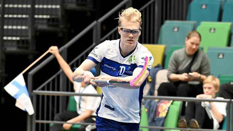 Suomen salibandymaajoukkue hioi kuvioitaan – tavoitteena Ruotsin ...