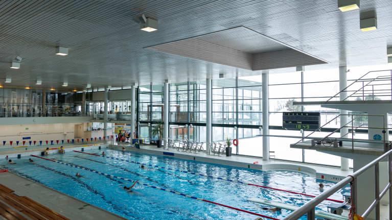 Vesijohtorikon vuoksi suljettu Kemin uimahalli avataan vasta ensi viikolla | Lappi | Yle