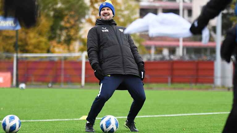 ”Hoppas innerligt att det spelas ligafotboll här nästa år” – under ...