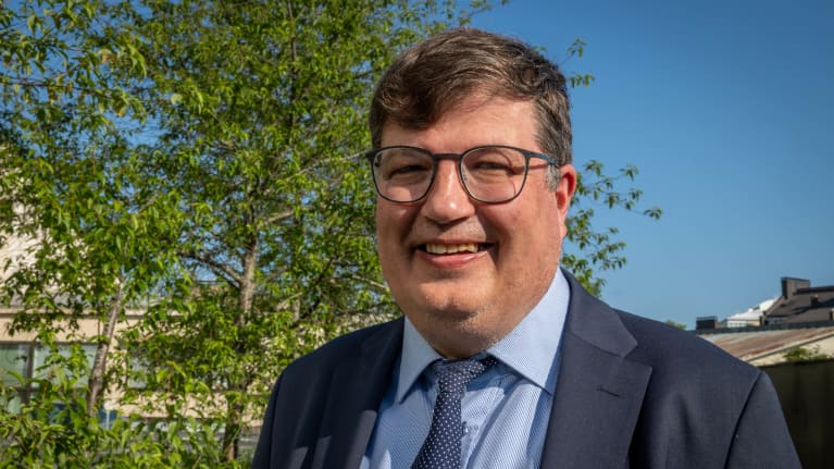 Työministeri Arto Satonen, miltä tuntuu, jos alat pian saada ...