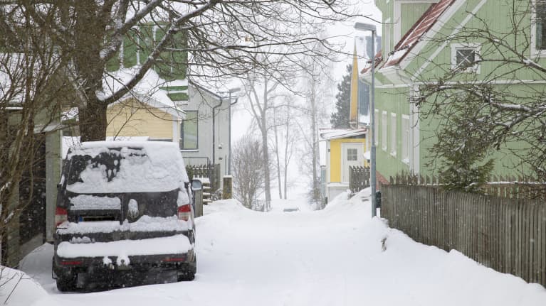 Ari Helminen yritti saada 10 vuoden ajan luvan rakentaa omakotitalon ...