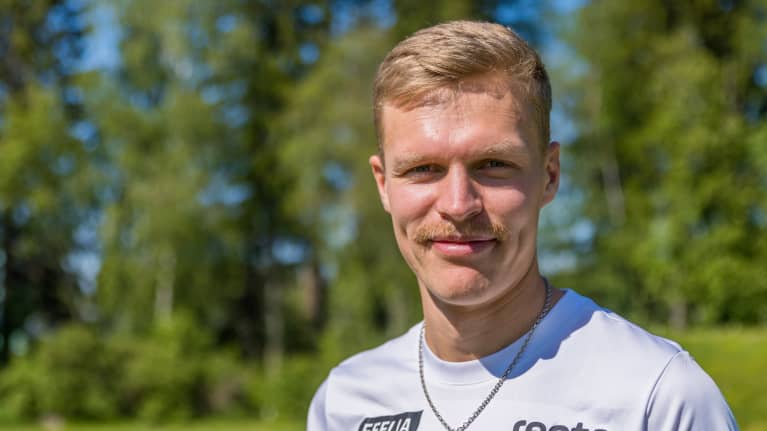 Jukka Keskisalon SE:tä jahtaava Topi Raitanen kertoo, mikä alkukauden ...