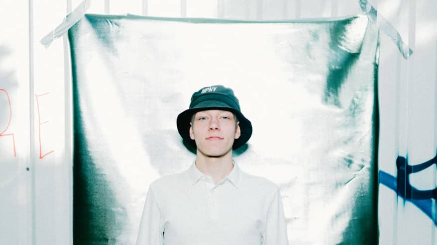 Ruotsalaislähiössä kasvanut räppäri Jami Faltin on nähnyt jengiytymisen ...