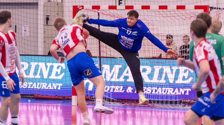BK-46 klar etta i Raseborg – EIF förlorar stort i handbollsderbyt ...